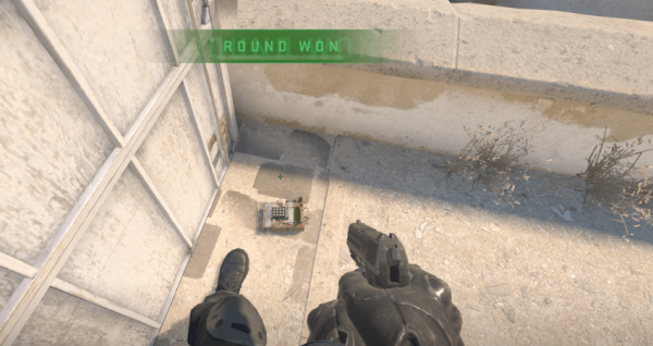 How to Defuse C4 Explosive in CS2? - Quick and Easy Steps